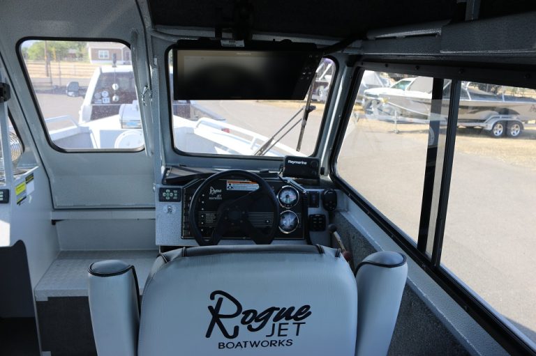 2020 26’ “Coastal” Hard Top – Rogue Jet Boatworks